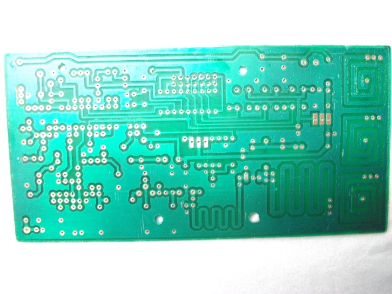 FM RDVV pll 6 watt no tune :: Yialiat-electronics